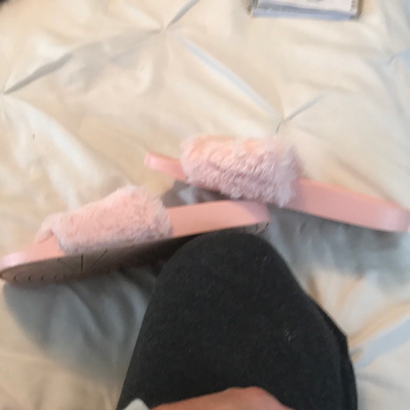 Air Underground | Shoes | Womens Air Underground Pink Fuzzy Slides Size ...